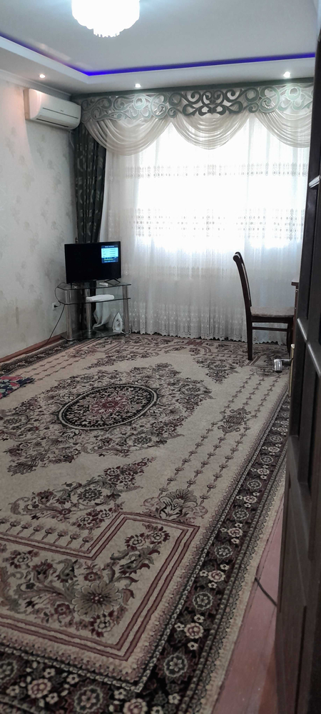 1-2 kurs Talaba bolalarga xona bor eco bozor ISFT ttz yaqin