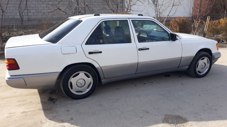 Mersedes benz 260 E w 124