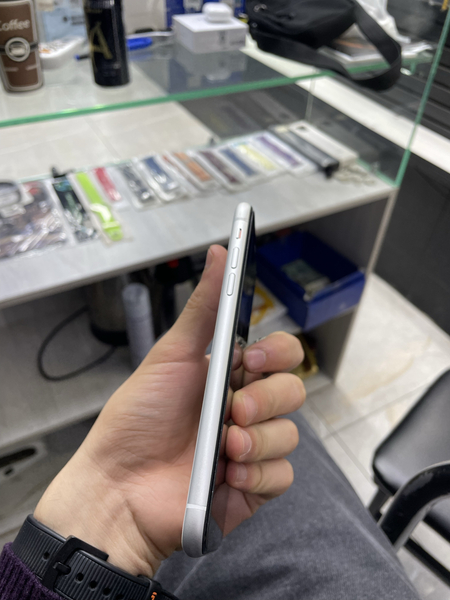 Iphone xr    Ayfon XR