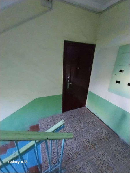 Срочно квартира сотилади