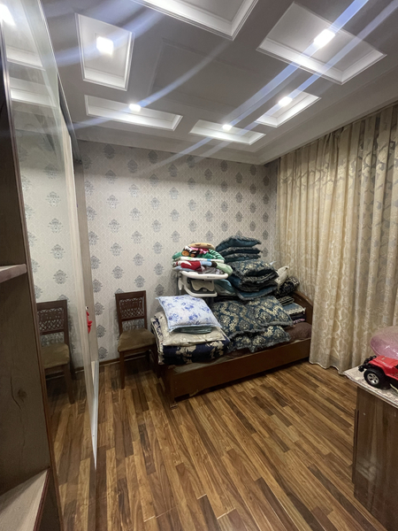 Квартира сотилади