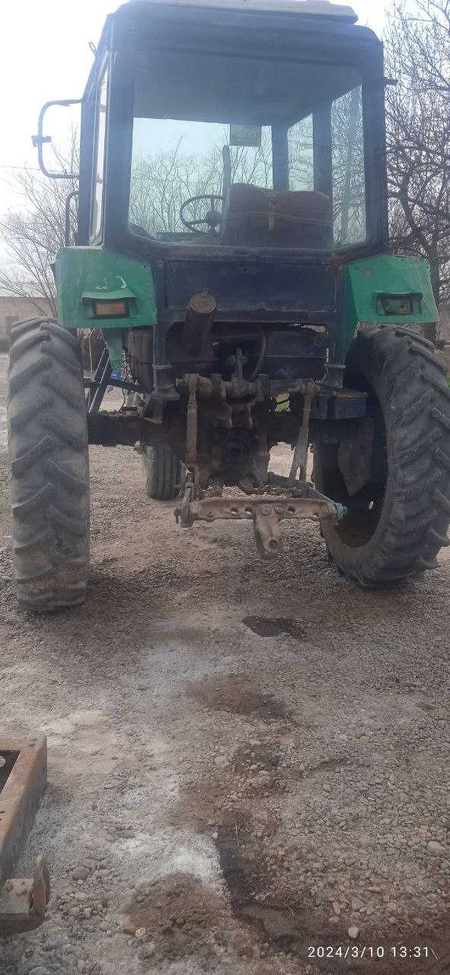 MTZ-80 traktori 1998