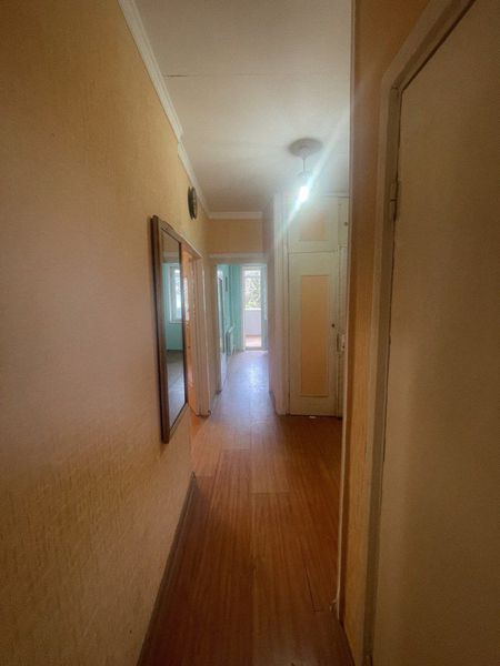 Срочно  квартира на Ц6  1/2/4