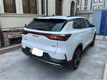 Dongfeng Aeolus Huge