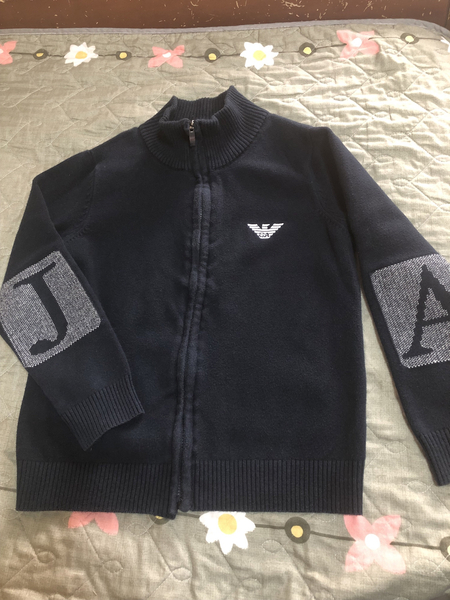 Продаются 2 кардигана.