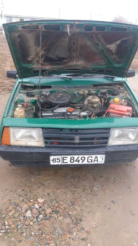 Avtomabil sotiladi 21 08