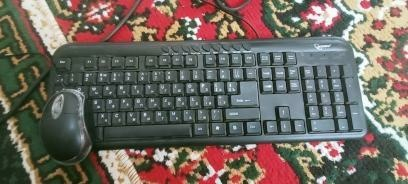Av tech kompyuter sotiladi kamplekt