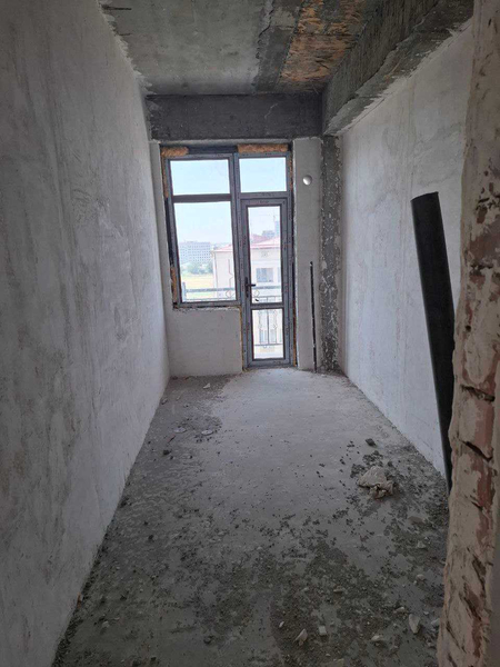 Продаётся  2х комнатная квартира коробка