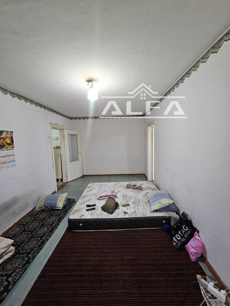 2 xonali 54m² 4-qavat sotiladi.