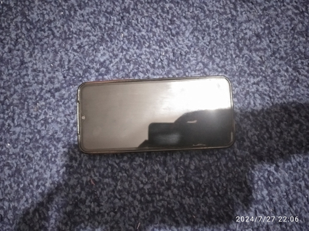 Huawei novay61 продаётся (айби факат шу орка тарафида бармок изи бор