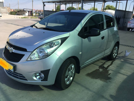 Spark sotiladi srochna ideal