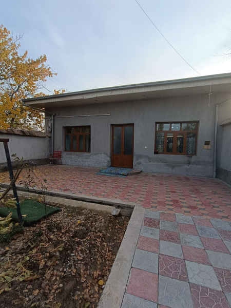 Абдурахман. 6.78-соток. 7-ком. Схарошим ремонтам.  Срочно продам.Z.