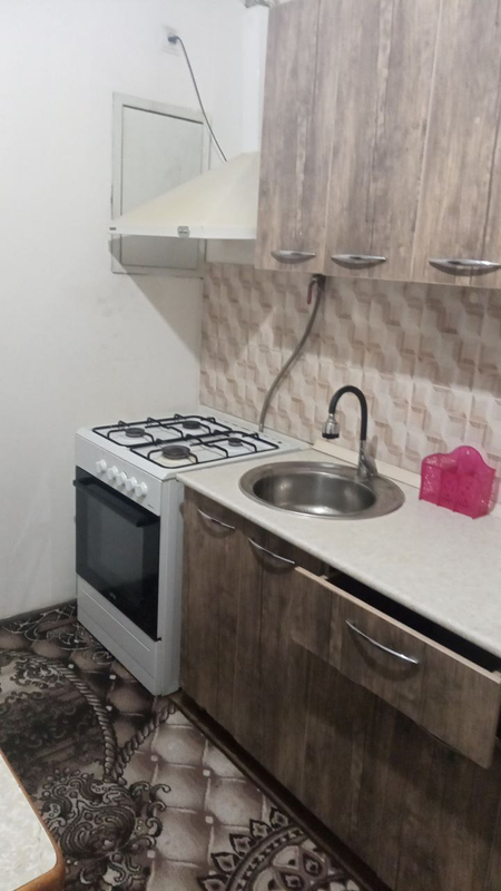 Сергили 8 худуд 2 хона оилага 350$