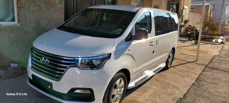 Срочно стилади HUNDAI grand starex