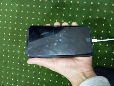 iphone 7 plus sotiladi abem bor