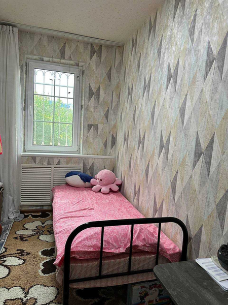 3-х квартира в центре 60школа Чехова 80м2 евро 2 парковки с зарядкой;