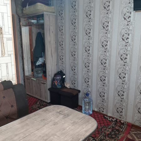Uzbum galareyka dom sotiladi