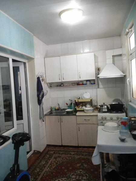(К129022) Продается 3-х комнатная квартира в Алмазарском районе.