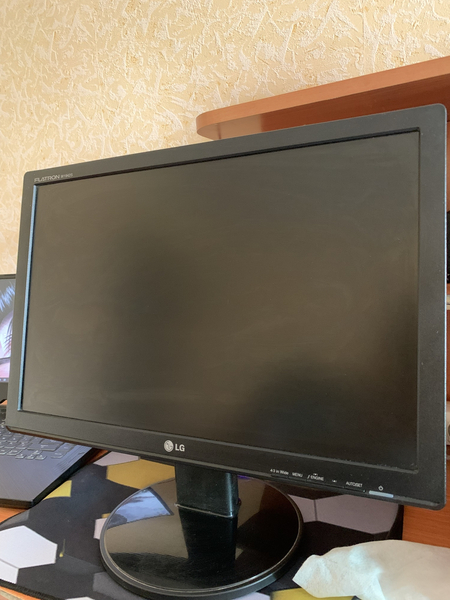 Монитор LG Flatron w1942s