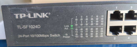 Коммутатор TP-Link TL-SF1024D (б/у)