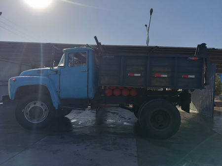 Zil 130 kvàdrad samasval srochni sotiladi
