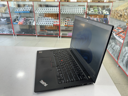 Lenovo thinkpad ryzen 7 pro versiyasi 16/256 dasturlash uchun