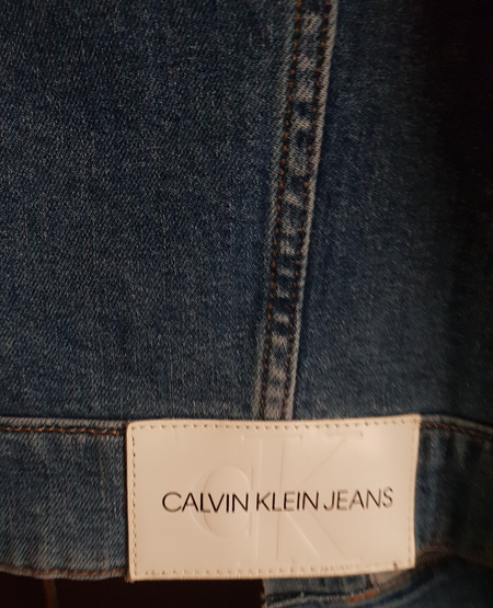 CELVIN KLEAIN жакет продаю