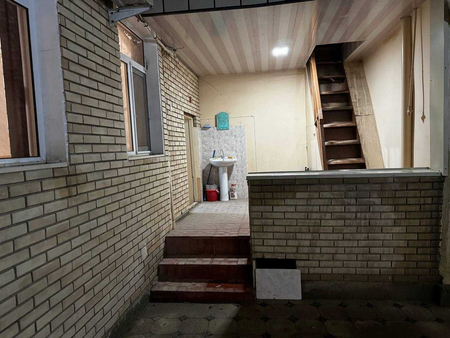 2 sotixli tayyor hovli barcha jihozlari bilan birga sotiladi.