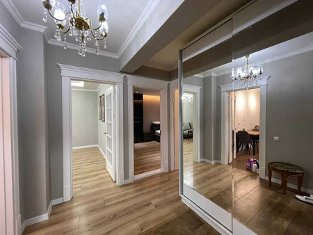 Срочно продаётся квартира на Дархане 3/4/9 М Улугбинский район (J2581)