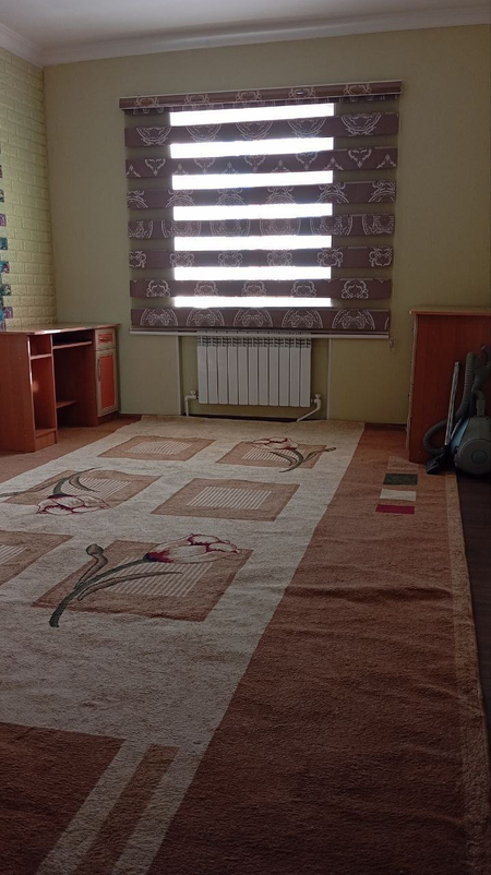 Sergeli 3 bekat 2 xonali hamma sharoitlari bor lubboyiga srochni 450$
