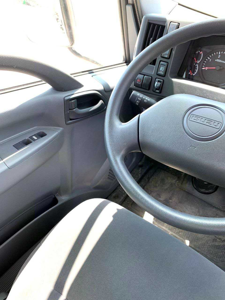 Поливомоечная машина ISUZU NQR 90K