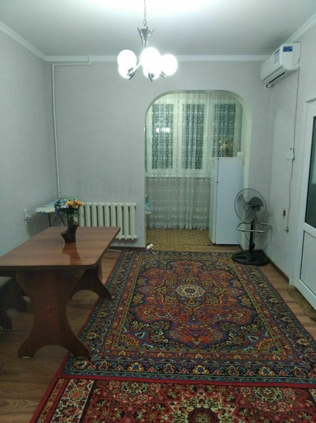 Срочно 2/2/4комнатная квартира 17 кв 1.5 ×6 балкон ЗЕРКАЛКА