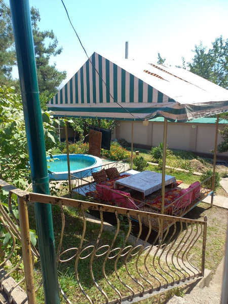 Продаётся дача в Чарваке