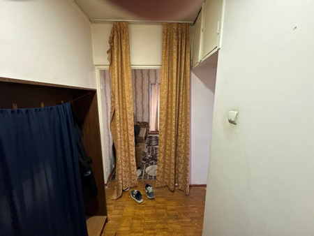 Юнусабод 19.кв 1/5/5 Срочно квартира