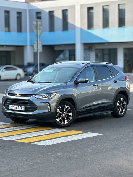 Tracker 2 preymier avtomat ful