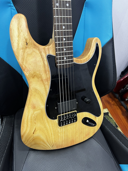 Электрогитара strat custom