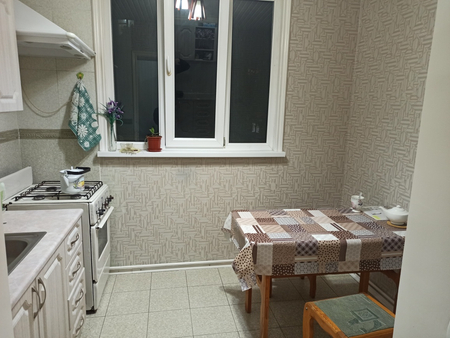 Аренда 2/2/4 Юнусабад-4 Биллюр дом 43