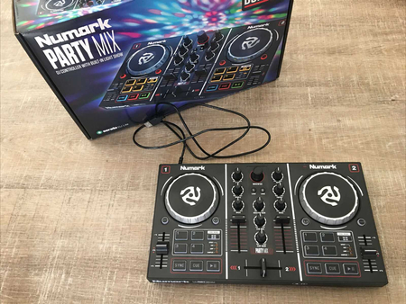 Numark Party Mix MKII  DJ controller