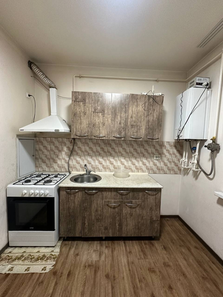 Сергели 8худуда 2/4/7 квартира сотилади 56м²