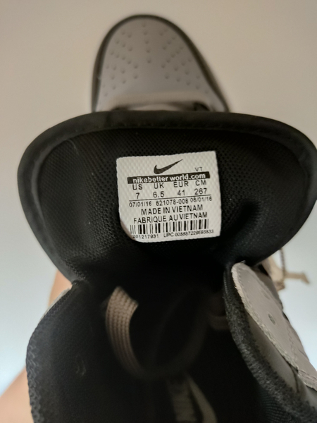Кроссовки Nike Air Jordan 1