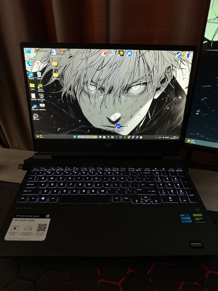 Hp victus 8/512 Gb