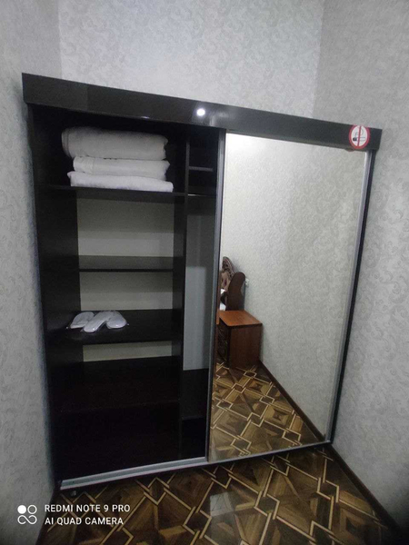 Продаётся комплект мебели, кровать (комплект), раковины, душа