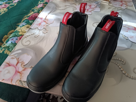 Продам ботинки,45 -46размер