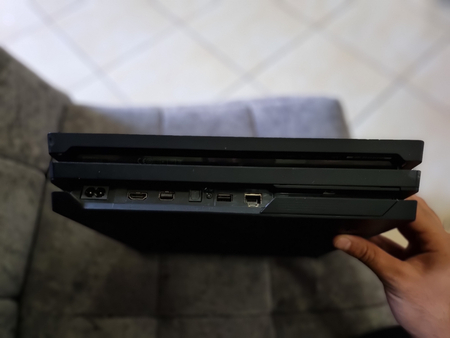 PlayStation 4 Pro 1 ТБ