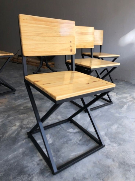 Loft barniy stul