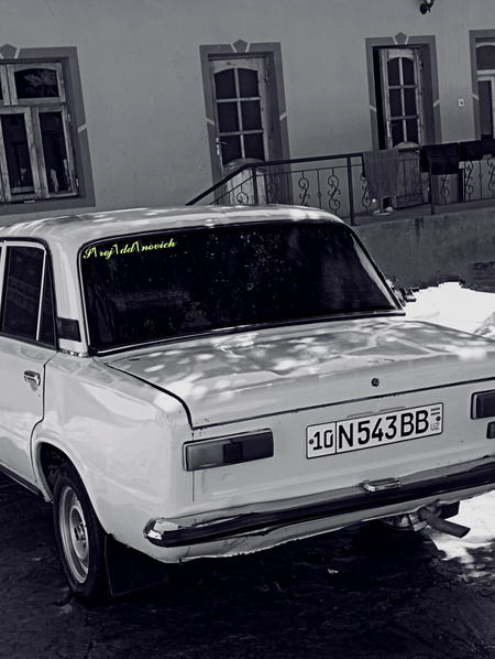 Vaz  2101 sotiladi