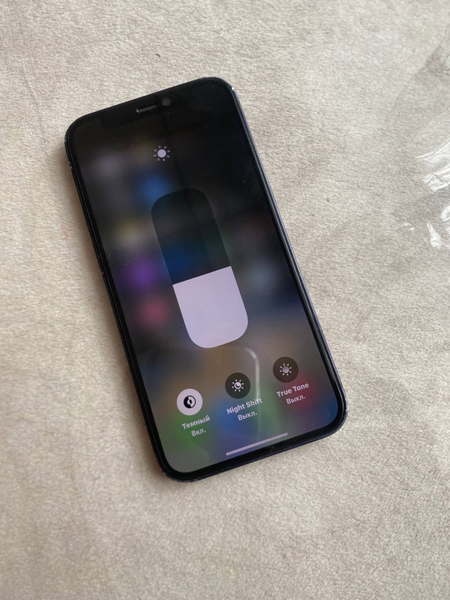 Iphone 12mini pamyat128 yomkst 76 face ishlay di  ekran rodnoy