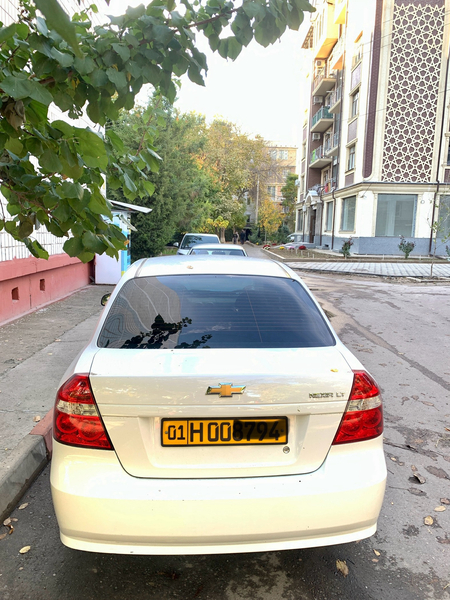 Nexia3  v otlichnom sostoyanie