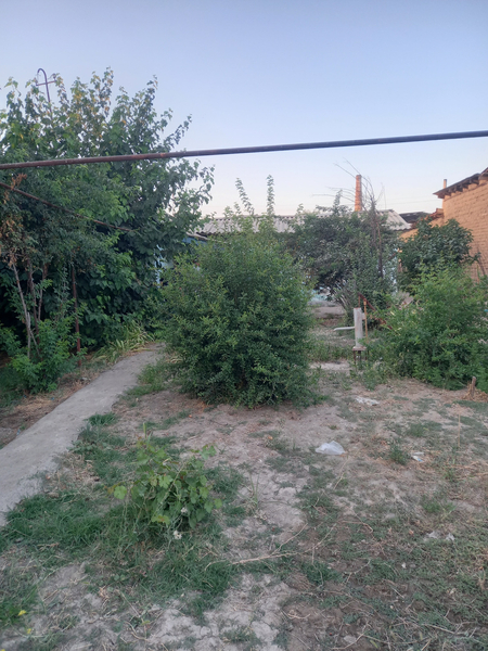Срочно продаётся участок в чирчике 3 ком 8 соток