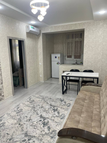Сдается 1в2 ком квартира Экобазар ТЦ Чимган есть депозит